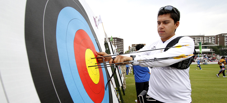 Juan René Serrano se despide de Londres | Aristegui Noticias