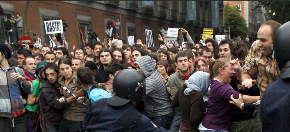 Movimiento 25-S protesta en Congreso de España | Aristegui Noticias