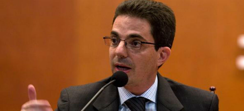 Reacciona Twitter por designación de Bazbaz a Inteligencia Financiera ...