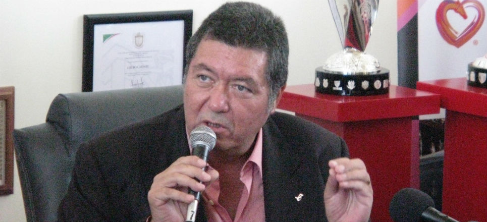 Piden que Hank Rhon registre su precandidatura en BC | Aristegui Noticias