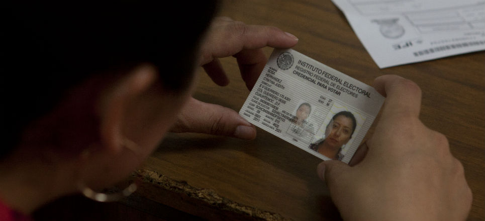 ¿Cómo será la nueva credencial de elector a partir de 2014? | Aristegui ...