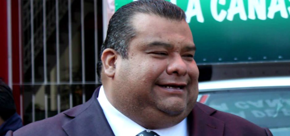 Cuauhtémoc Gutiérrez viajó a Veracruz con 3 edecanes del PRI... y ...