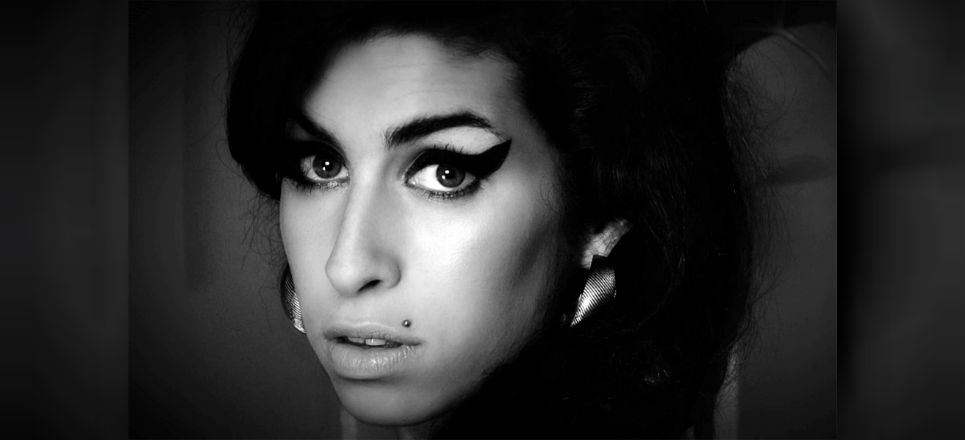La vida de Amy Winehouse en documental (video) | Aristegui Noticias