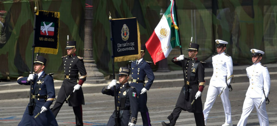 En Día Nacional de Francia, delegación mexicana abre desfile (fotos ...