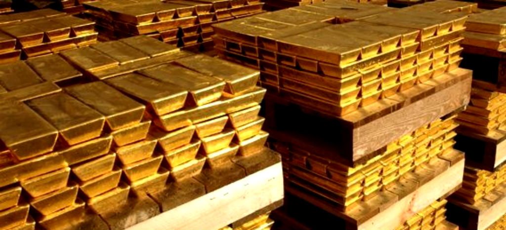 Oro alcanza su máximo nivel en dos años | Aristegui Noticias