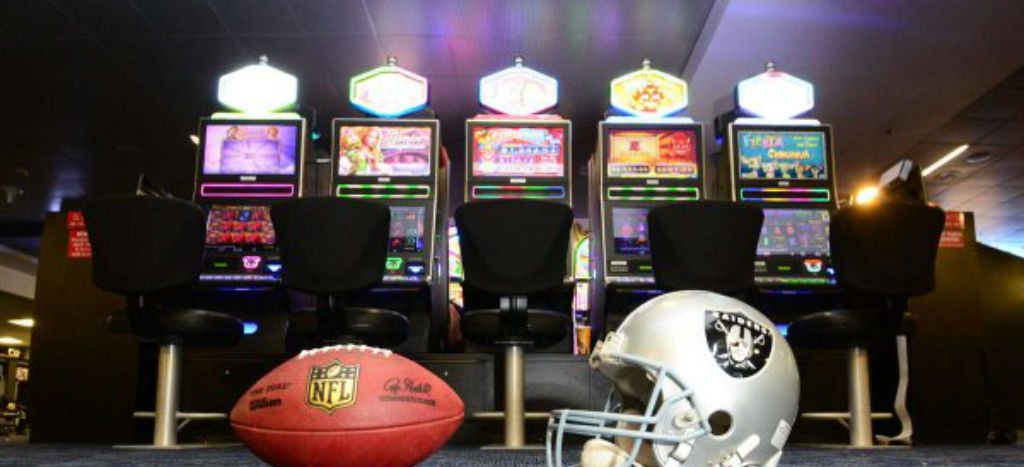 ¿Bienvenidos Raiders a Las Vegas? (Video) | Aristegui Noticias