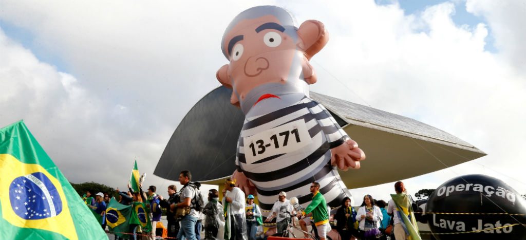 Brasil: Lula libraría la prisión preventiva (Nota y fotos) | Aristegui ...