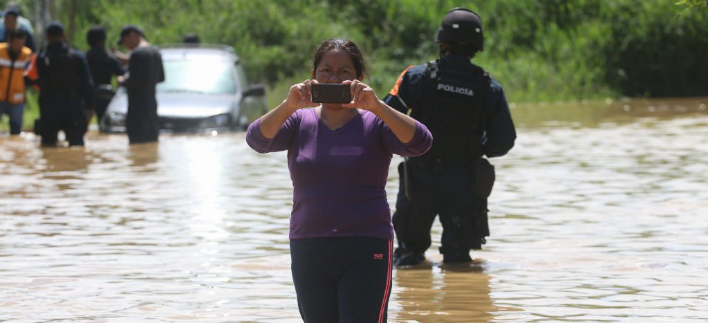 Más tormentas en el país; gobierno de México ayudará a Texas ...