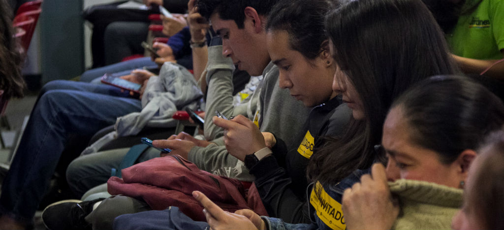 No compartir información sensible en redes sociales, recomiendan ...