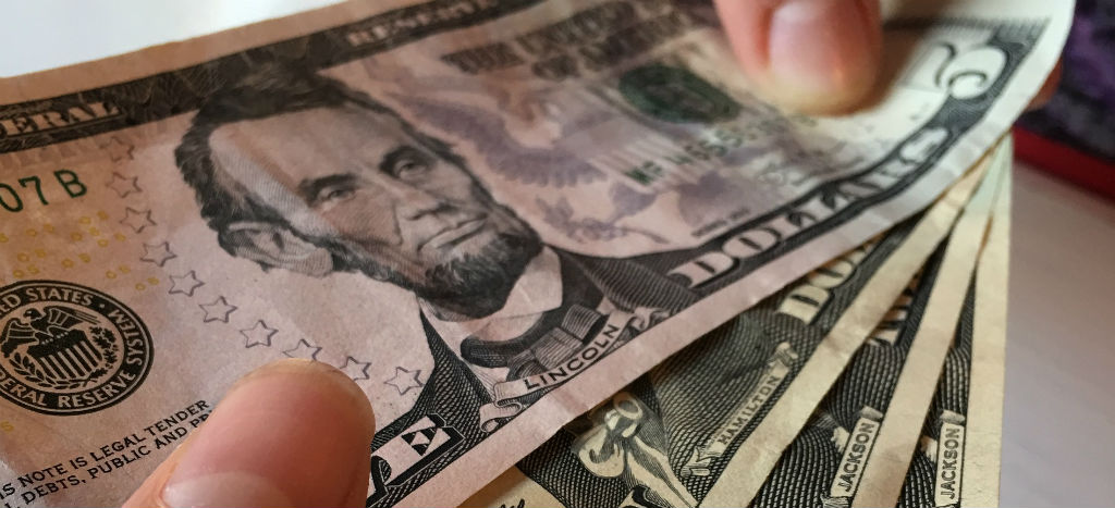 El dólar sigue en más de 19 pesos | Aristegui Noticias