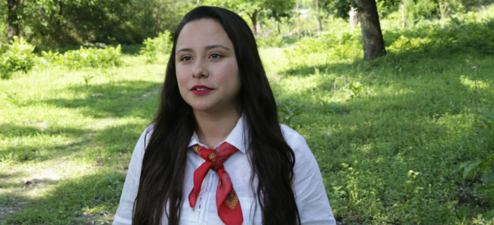 NL: Le dicen "la niña valiente" y le hacen un corrido previo a elección ...