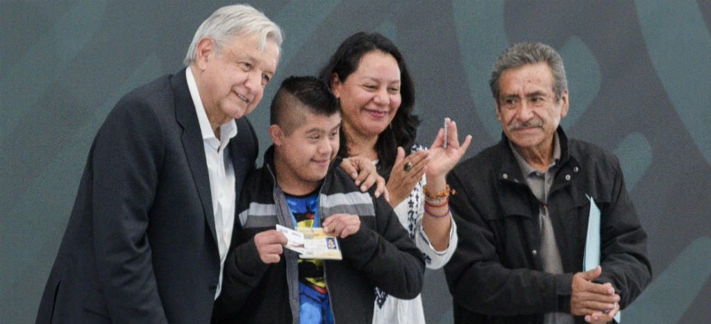 Primer informe de gobierno: se consolidan los programas sociales que ...