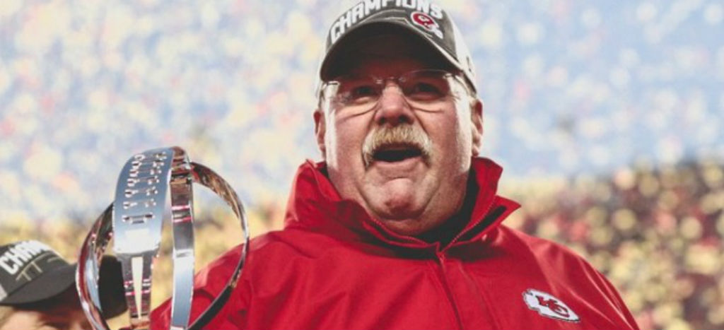 Super Bowl LIV: Andy Reid, clave en el resurgimiento de Jefes | Video ...
