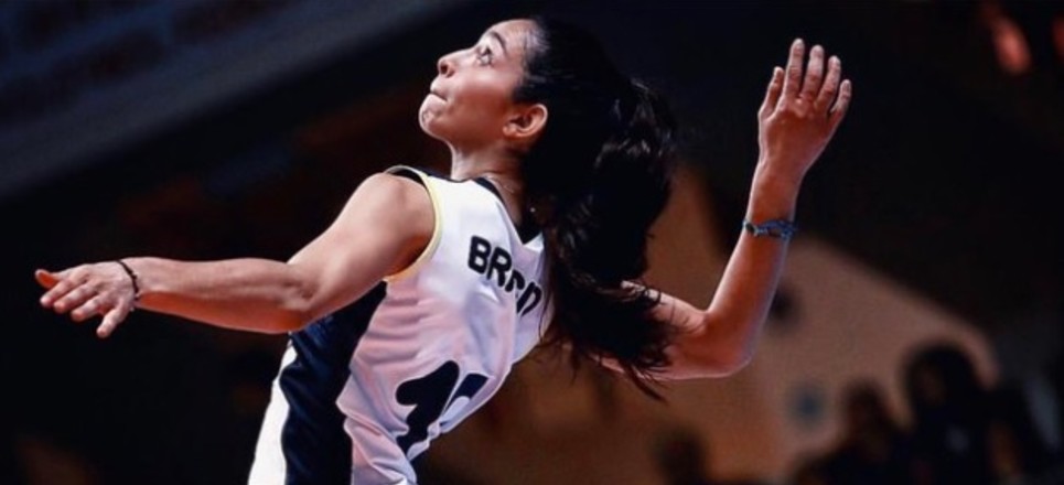 Deja Samantha Bricio el voleibol italiano y se va al ruso | Fotonota ...