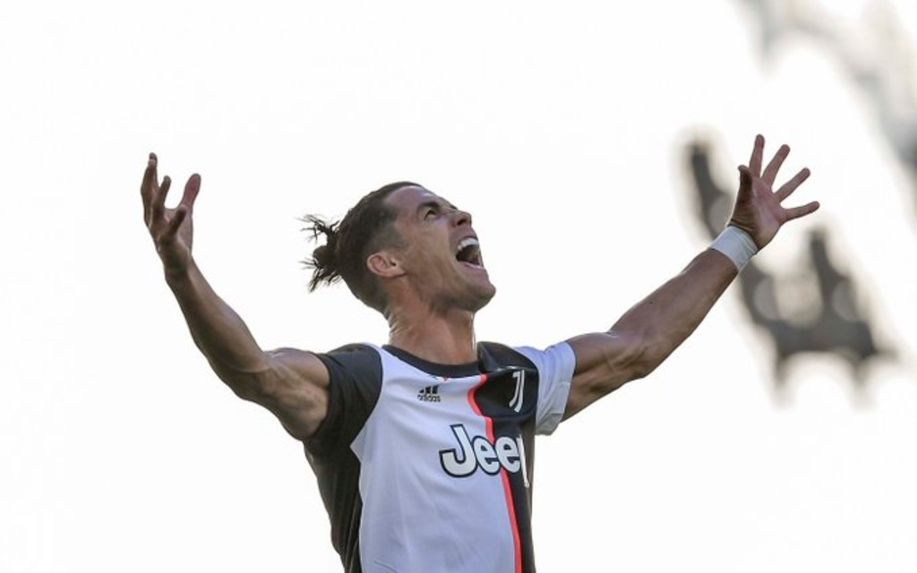 Así fue el golazo a balón parado de CR7 ante Torino | Video | Aristegui ...