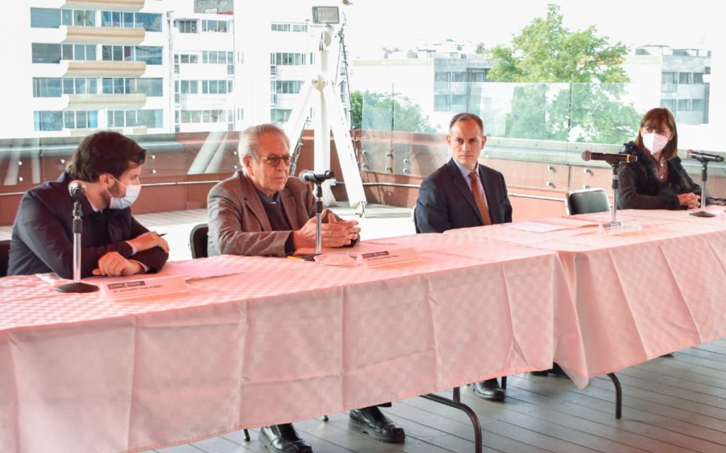 Nombran a Alejandro Svarch como nuevo titular de la Cofepris ...