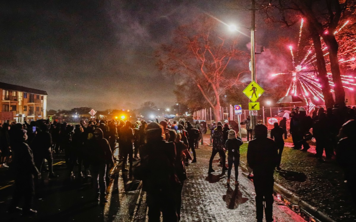 Toque de queda en Mineápolis tras manifestaciones por muerte de Daunte ...