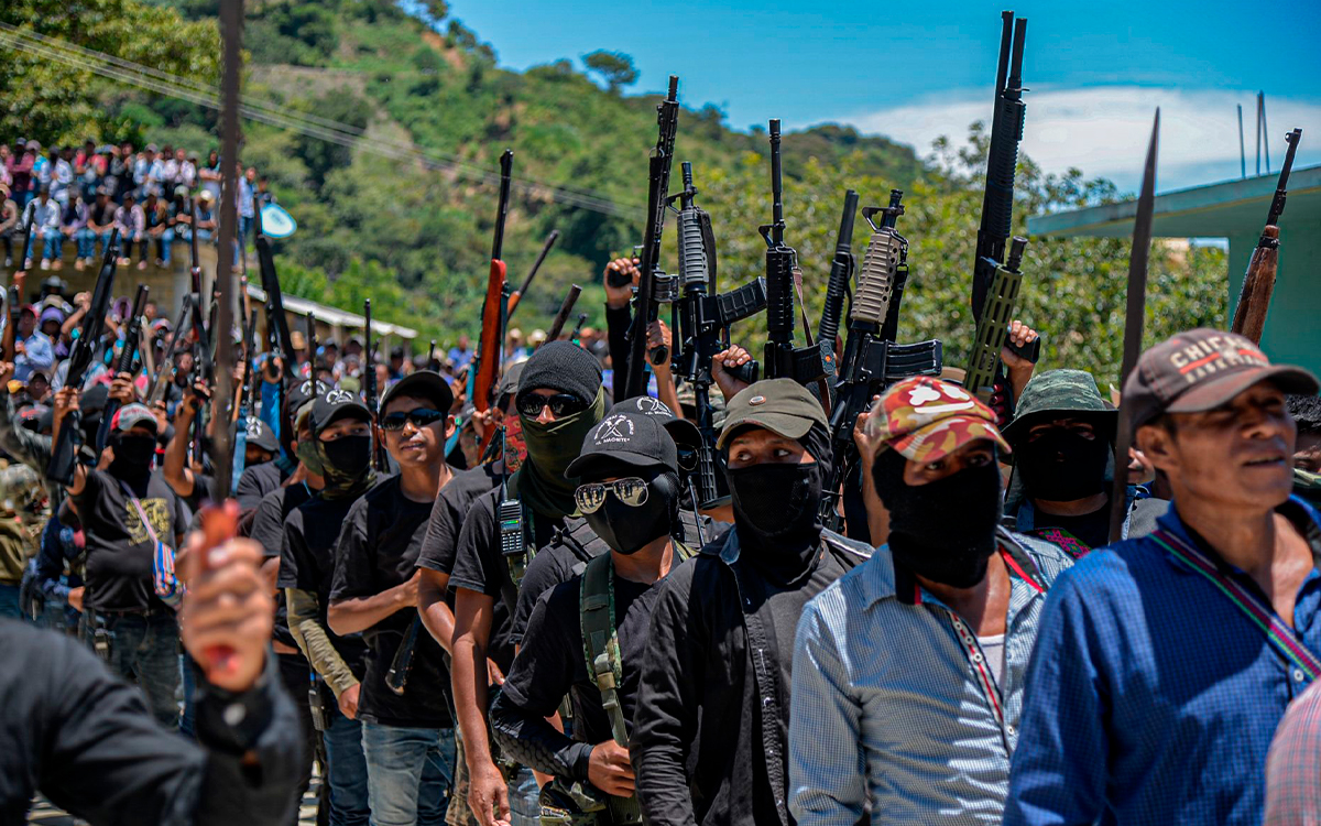 En ningún caso se acepta que se armen grupos llamados autodefensas ...