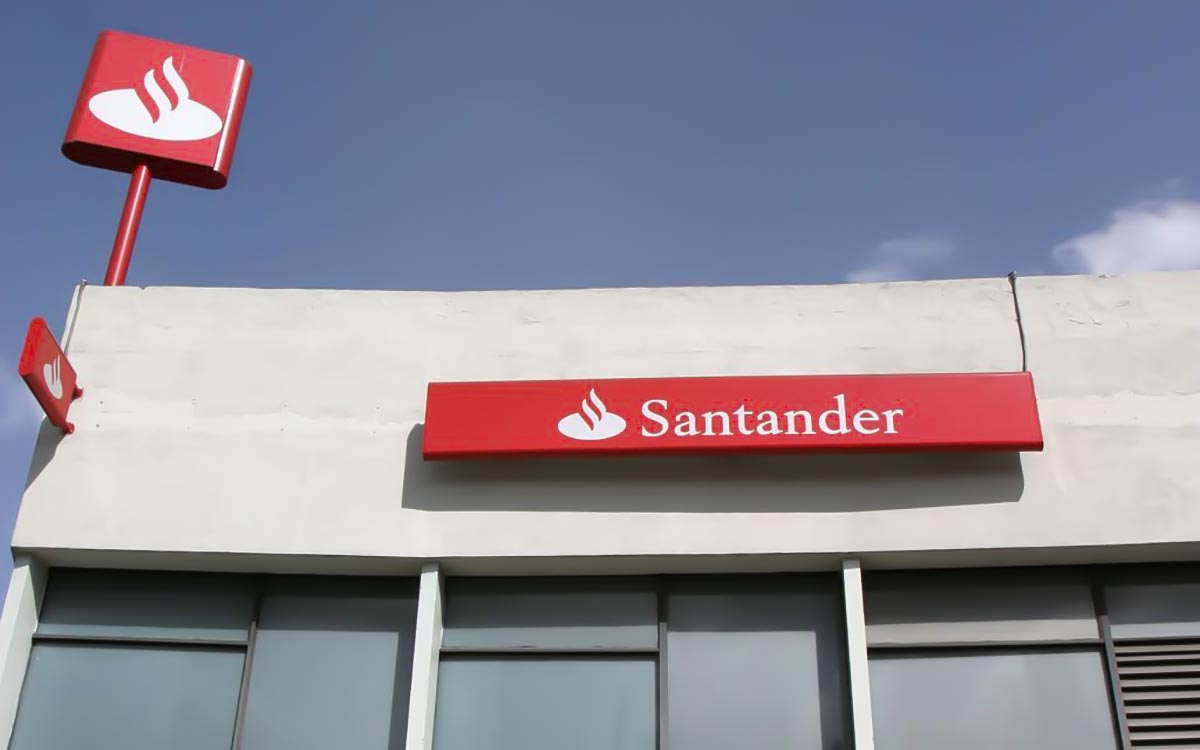 Matriz española controlará el 96.16% de Santander México tras recomprar ...
