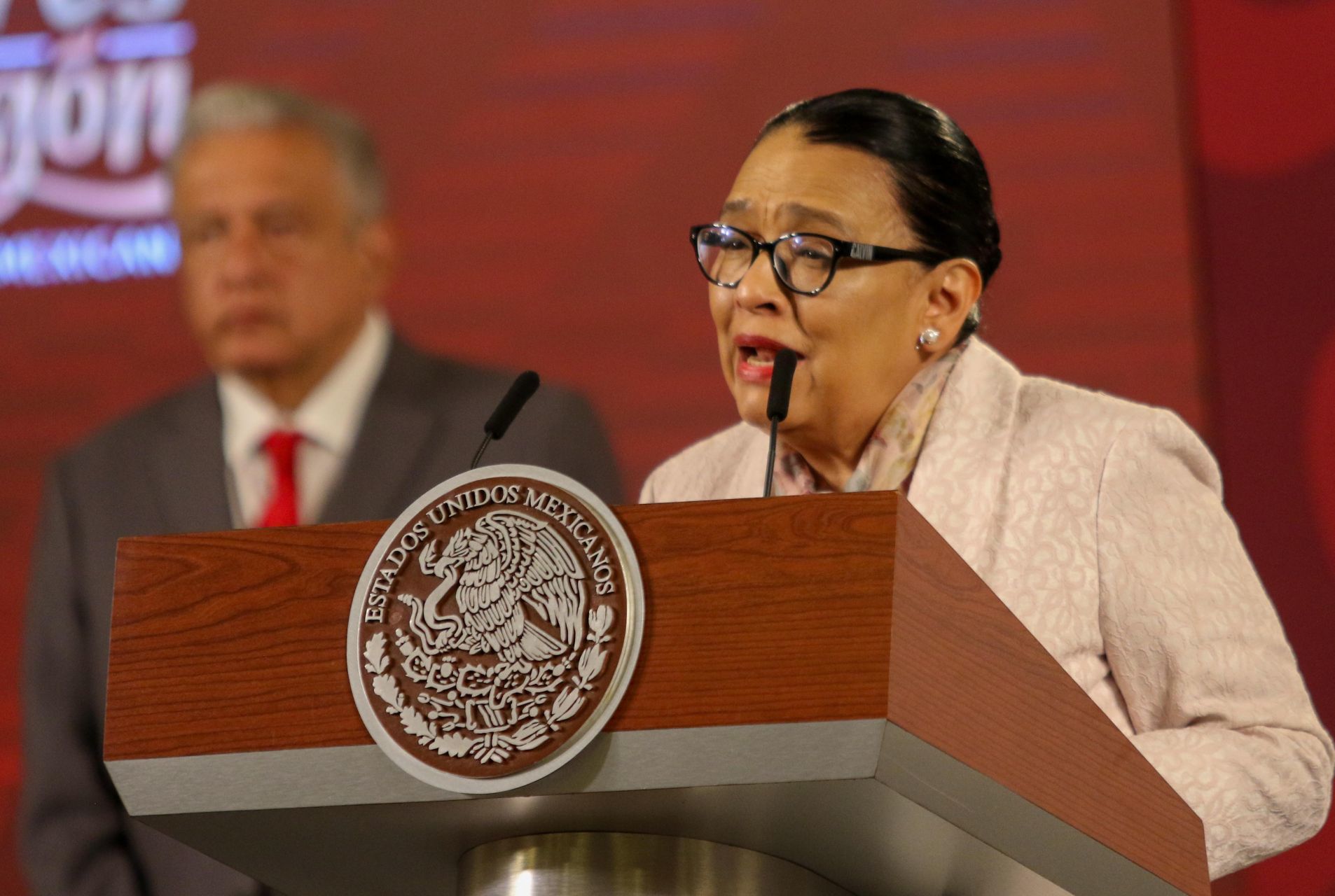 AMLO incluye en lista de presidenciables a Rosa Icela Rodríguez ...