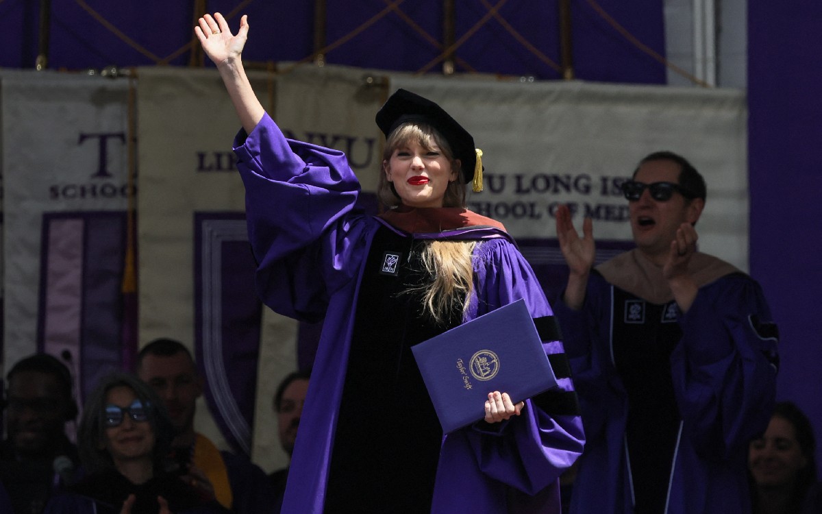 Taylor Swift recibe doctorado honoris causa de la Universidad de Nueva ...