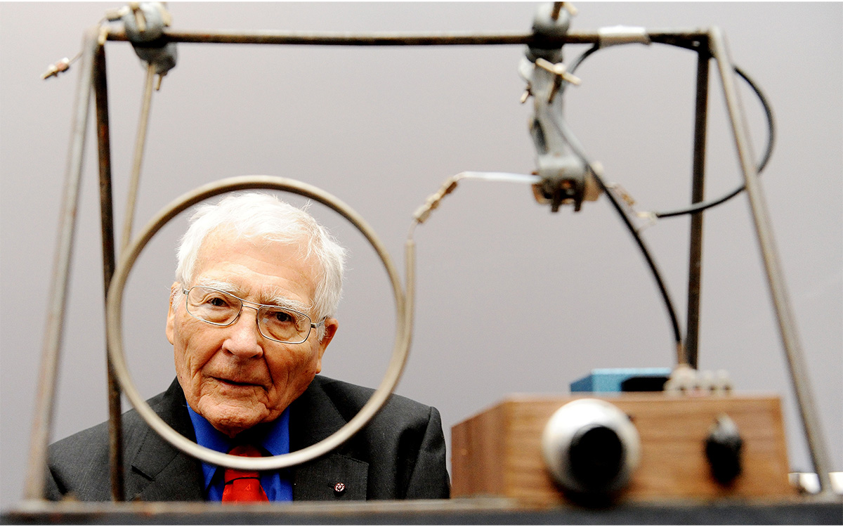 Muere, en su cumpleaños 103, James Lovelock, el científico que ...