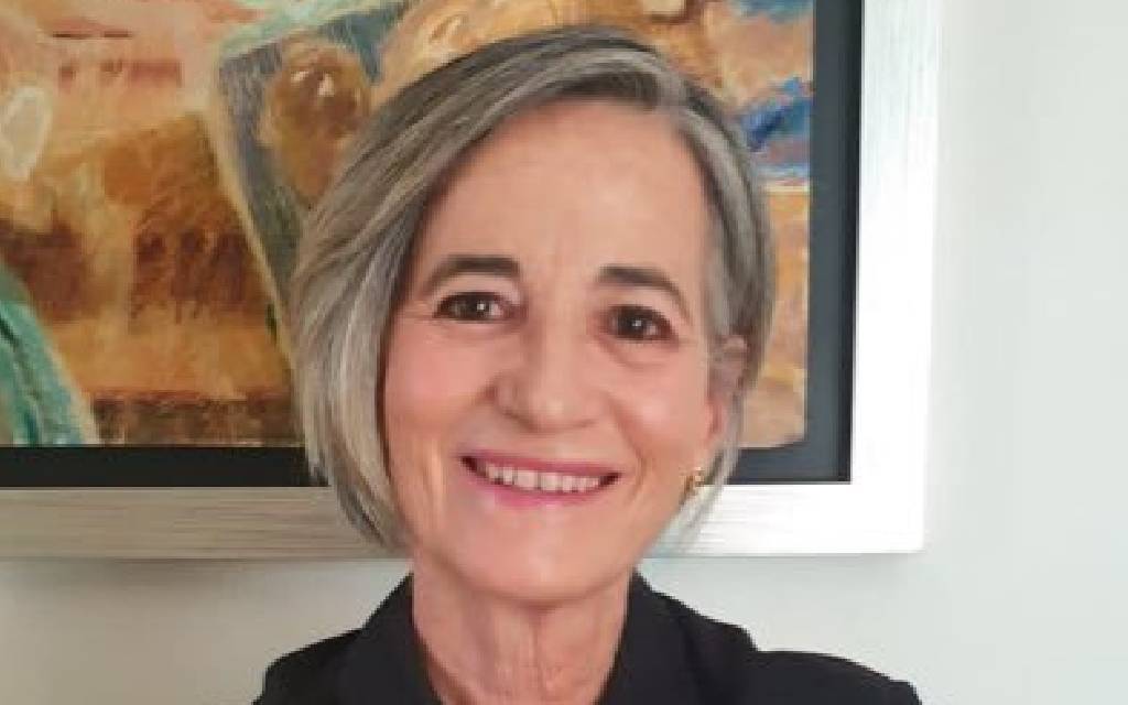 “El dolor nos enseña nuestro límite”: Mónica Lavín |Video | Aristegui ...