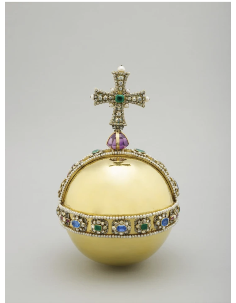 Estas son las joyas con las que será enterrada la reina Isabel II ...