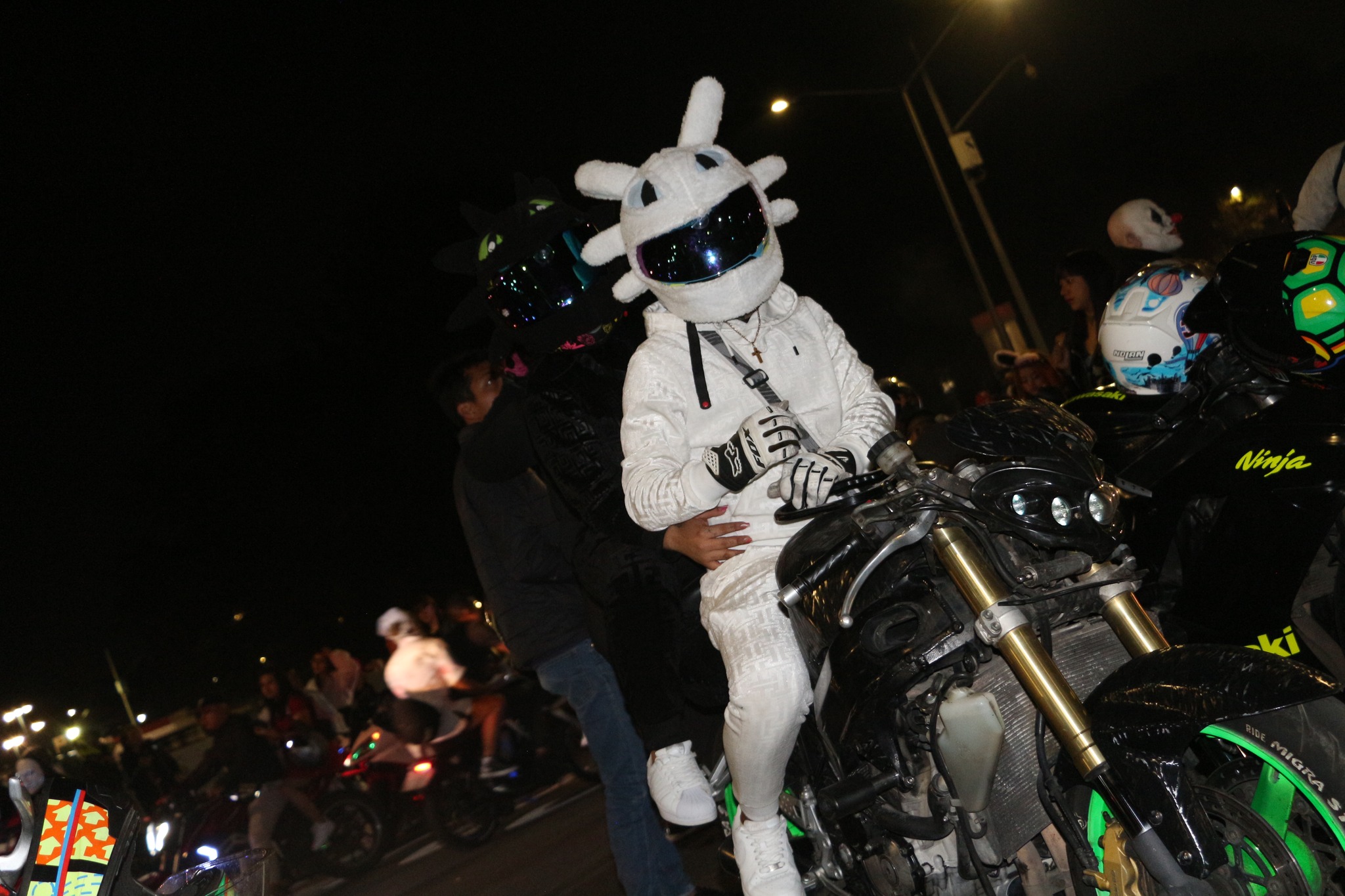 Policía frustra cuarta 'rodada del terror' en CDMX; aseguran 180 ...