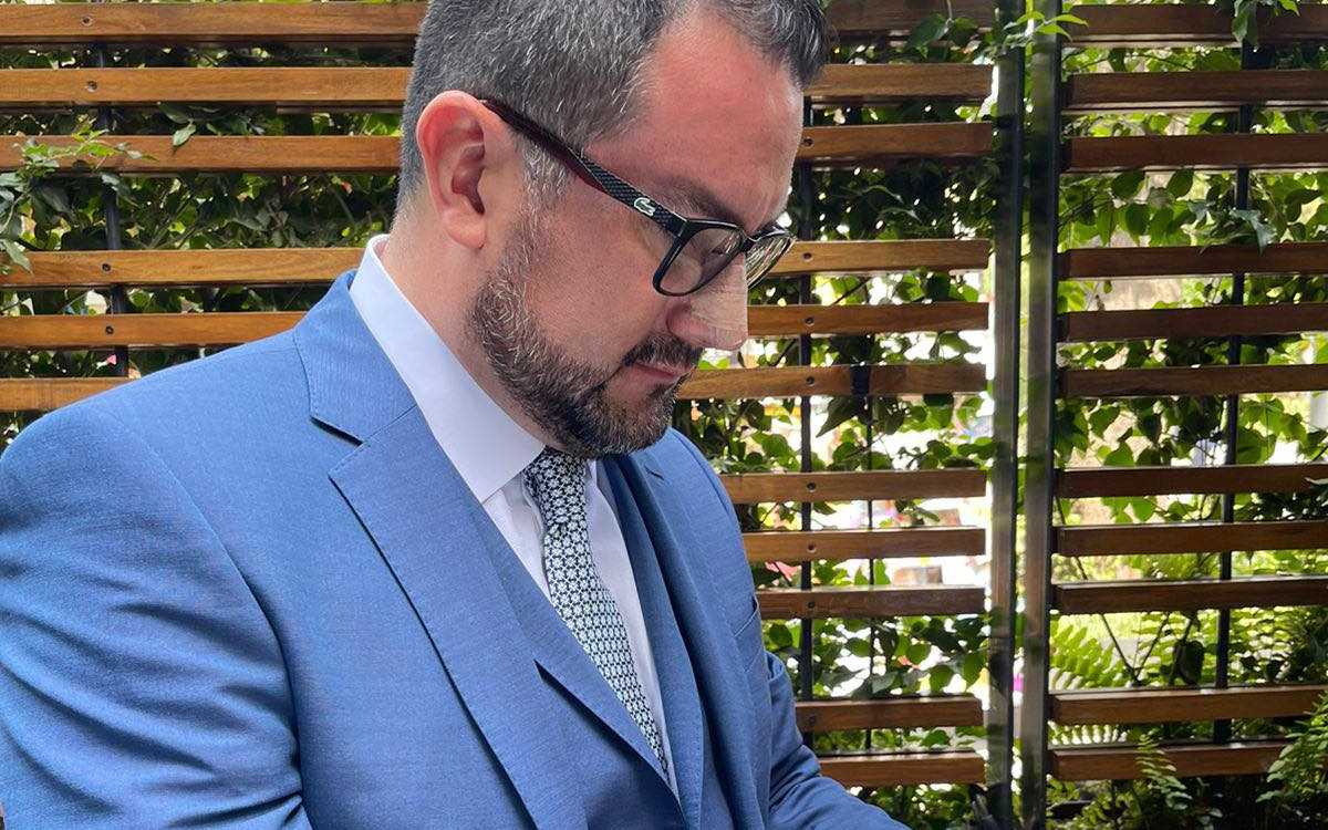 Asesinan a abogado en estacionamiento de Puebla | Aristegui Noticias