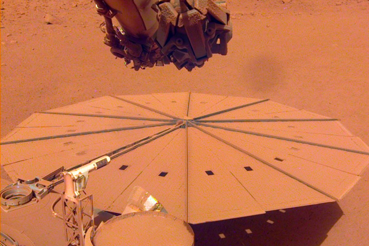 Probablemente esta sea la última imagen del módulo Insight desde Marte ...