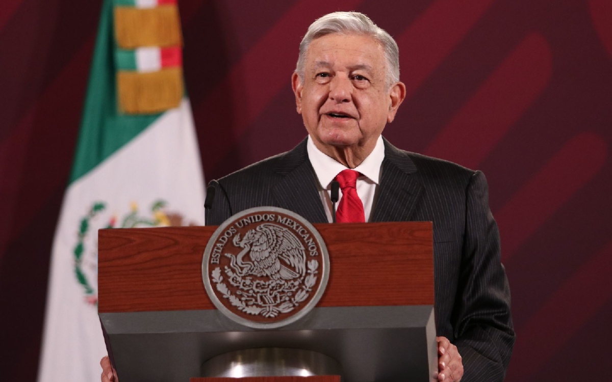 AMLO busca acuerdo para migrar operaciones de carga al AIFA | Aristegui Noticias