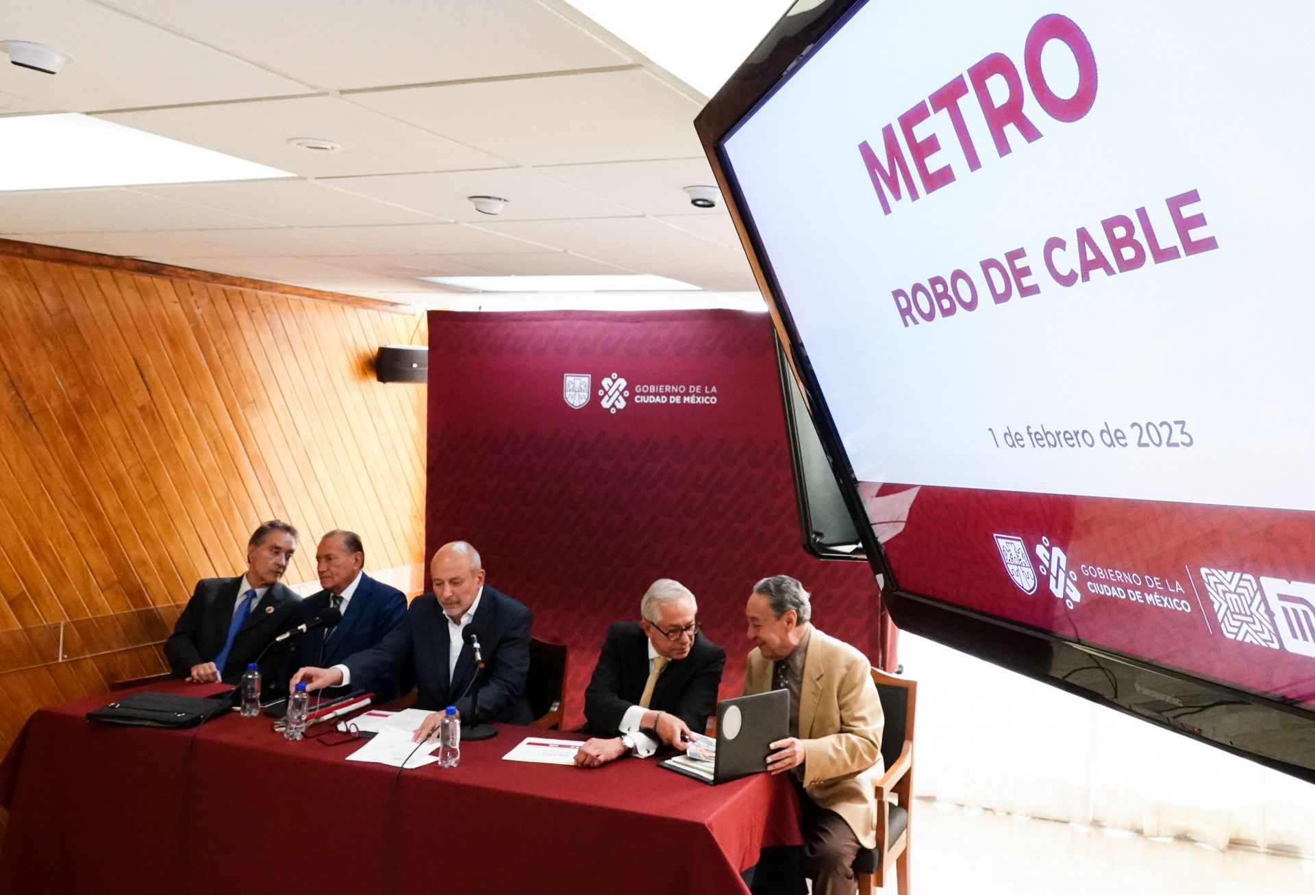 Asocian robo de cable del Metro con crimen organizado | Aristegui Noticias