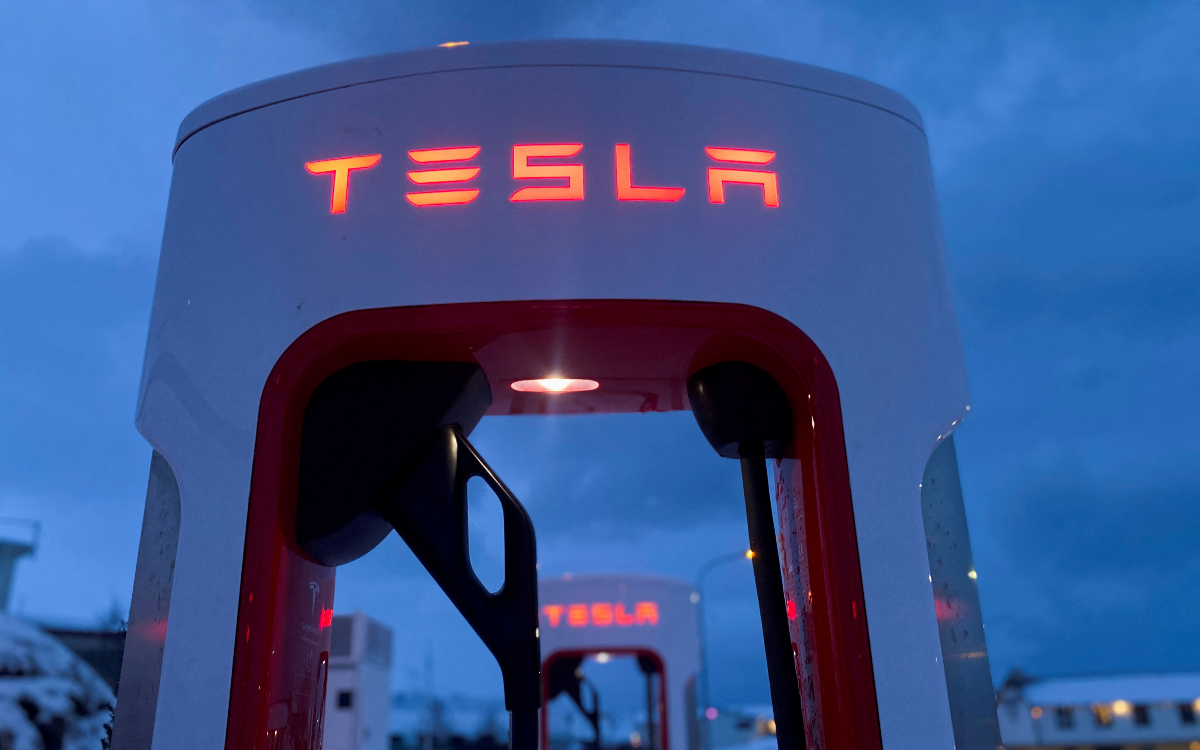 Aristegui en Vivo: Tesla en México; Frena INE a Alito; EU pide ...