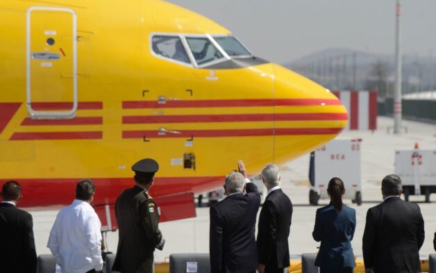 Carga que aterriza en AIFA es trasladada por tierra al AICM: Reforma | Aristegui Noticias