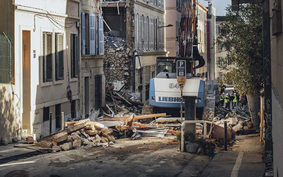 Francia: Cuatro muertos tras derrumbe de edificio en Marsella ...