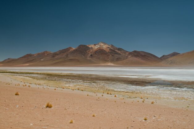 La mitad de los lagos más grandes del mundo se secan por el humano ...