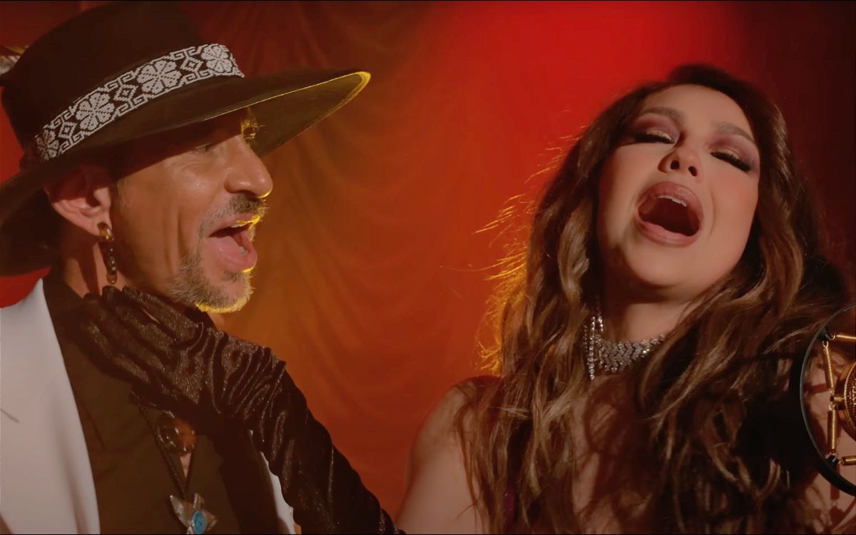 ¿Pachucota? Thalía lanza cover de la Maldita y la tunden en redes | Aristegui Noticias