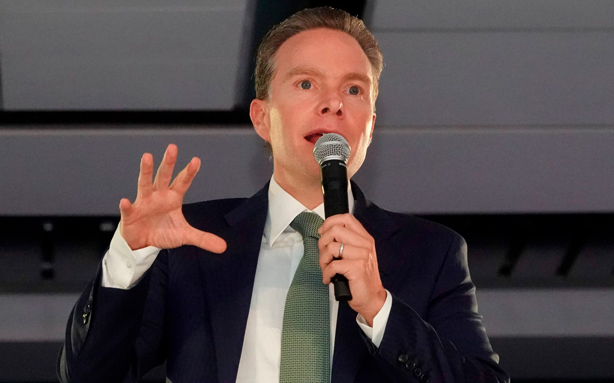 Manuel Velasco se suma a la carrera por la candidatura 2024 | Aristegui ...