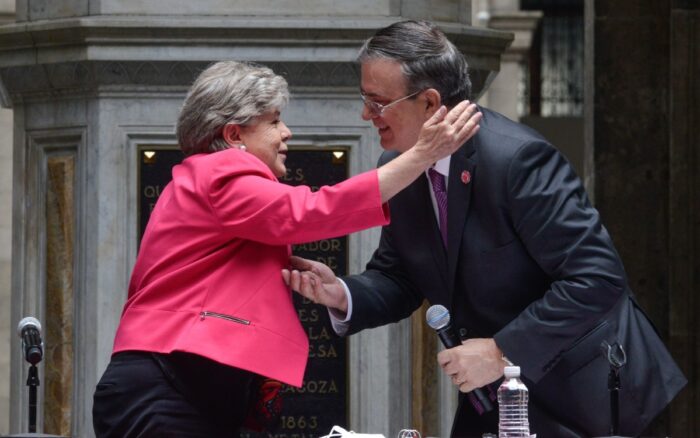 ¿Quién es Alicia Bárcena, sustituta de Ebrard en SRE? | Aristegui Noticias