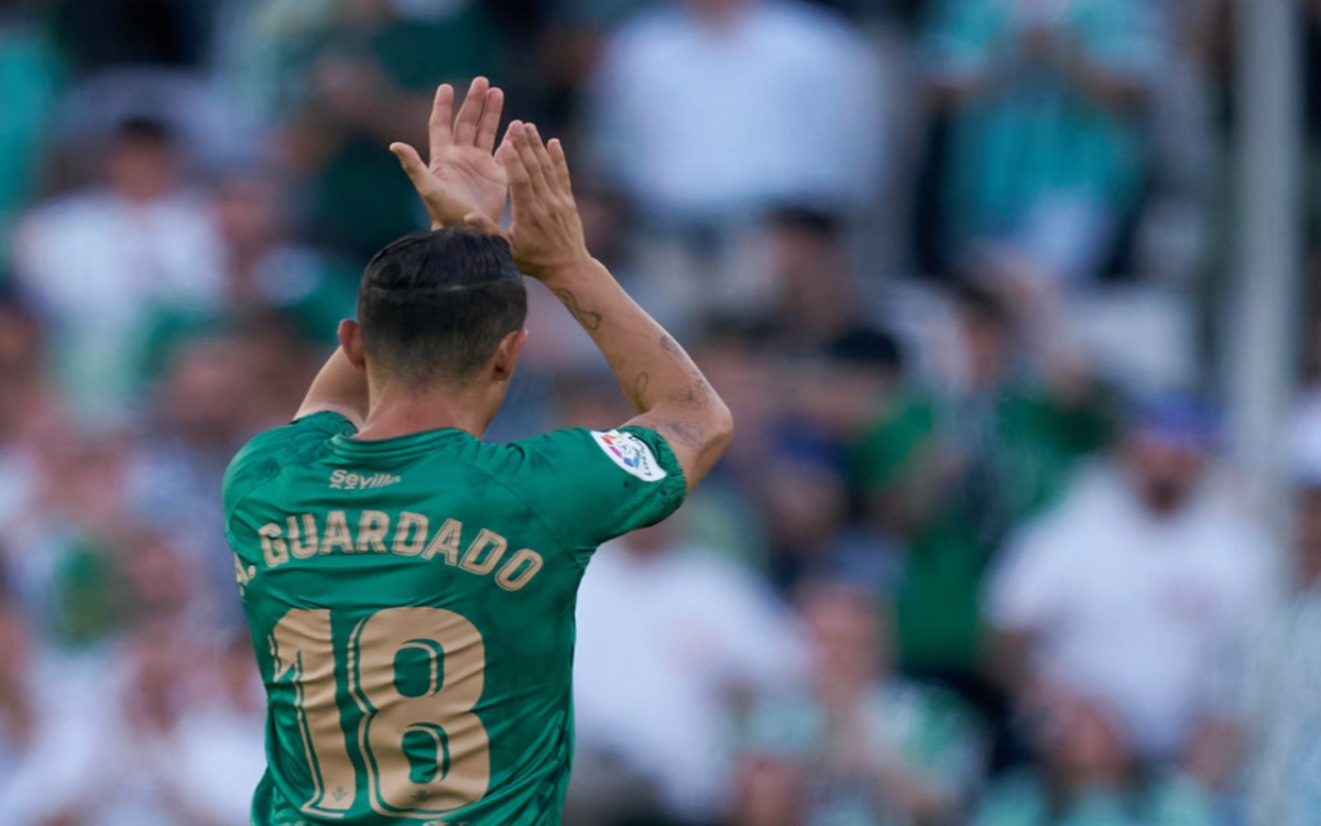 Amplía Andrés Guardado su contrato con Real Betis hasta el 2024 | Video ...