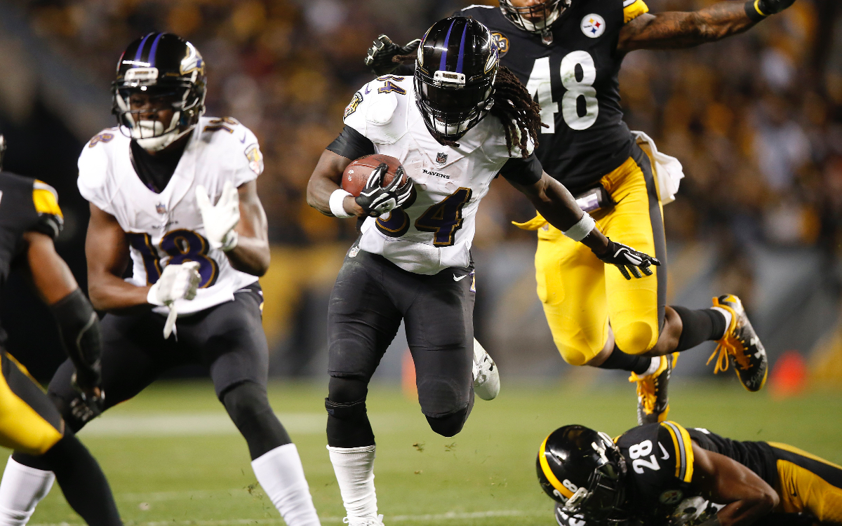 NFL lamenta el fallecimiento del corredor Alex Collins, de 28 años ...