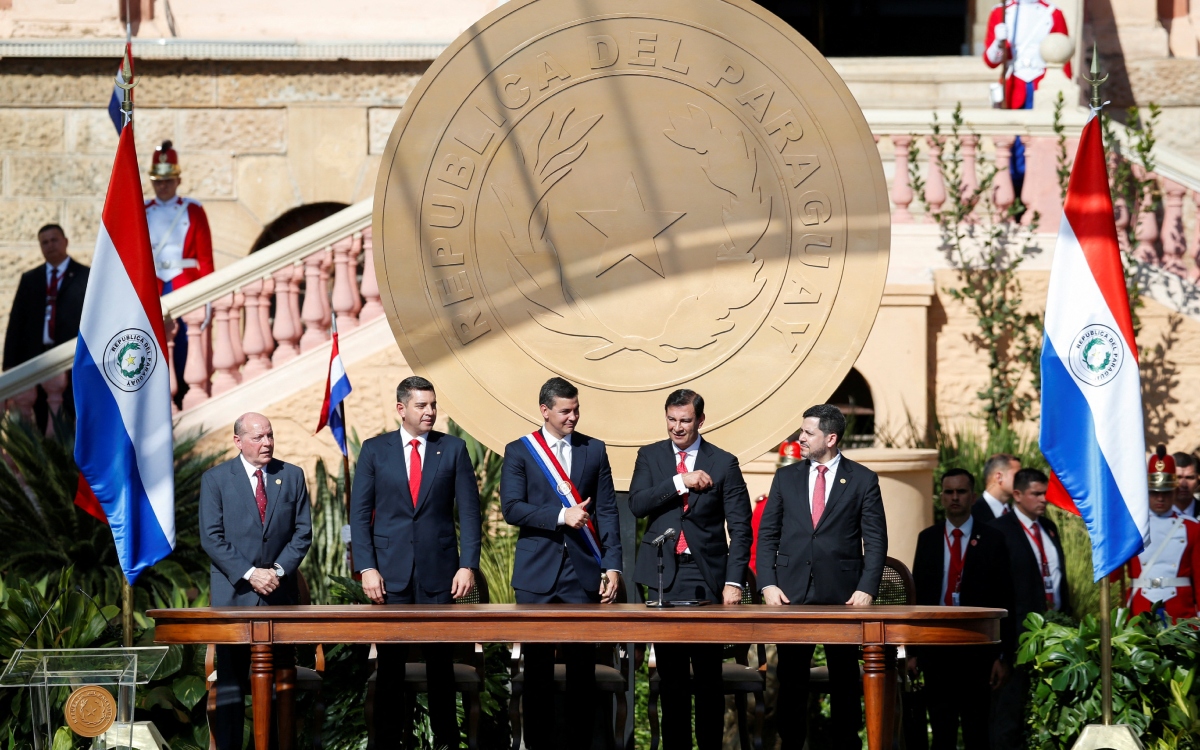 Santiago Peña toma protesta como presidente de Paraguay | Aristegui ...