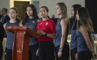 Llega a México segundo avión desde Israel con 144 connacionales; 287 personas fueron repatriadas ...