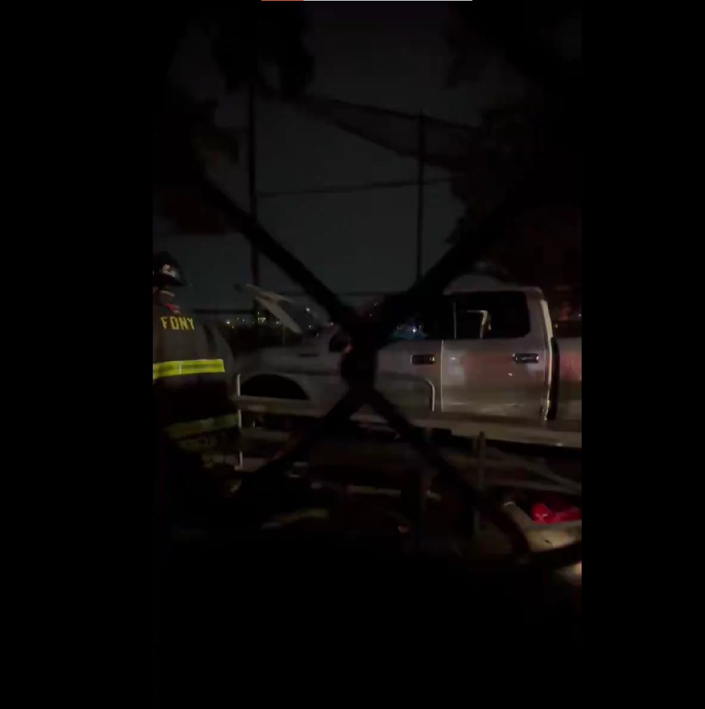 Una camioneta arrolla a multitud en parque de Nueva York | Aristegui ...