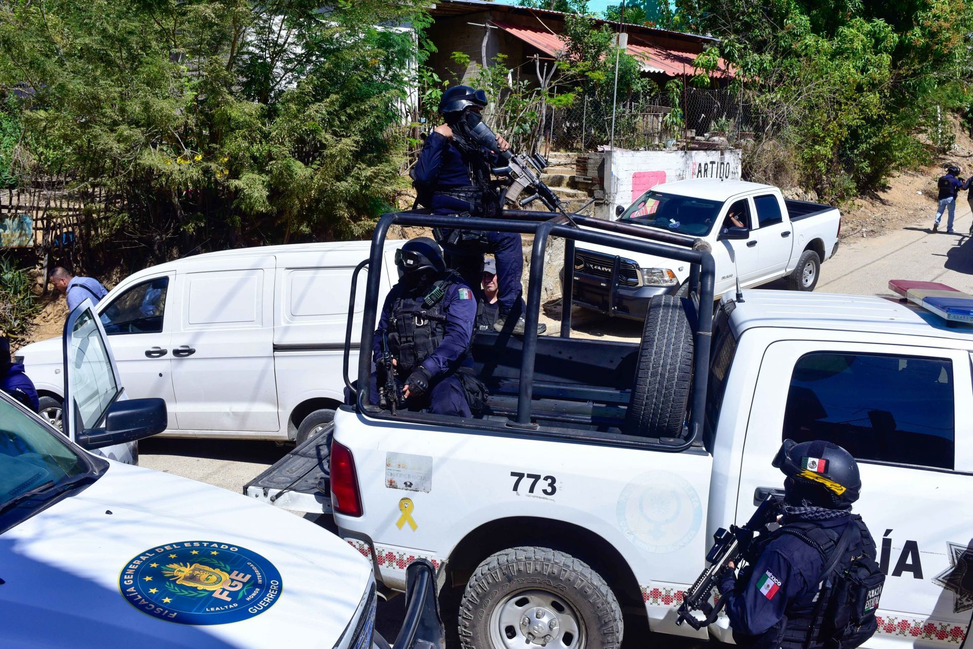 Enfrentamiento entre policías y presuntos criminales deja 4 muertos y 3 detenidos en Acapulco ...