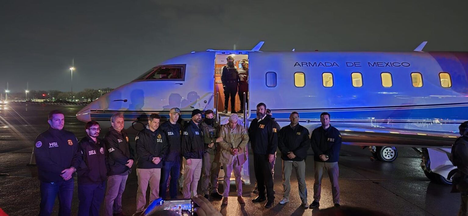 Video | Momento exacto en que Caro Quintero llega a EU tras ser extraditado desde México ...