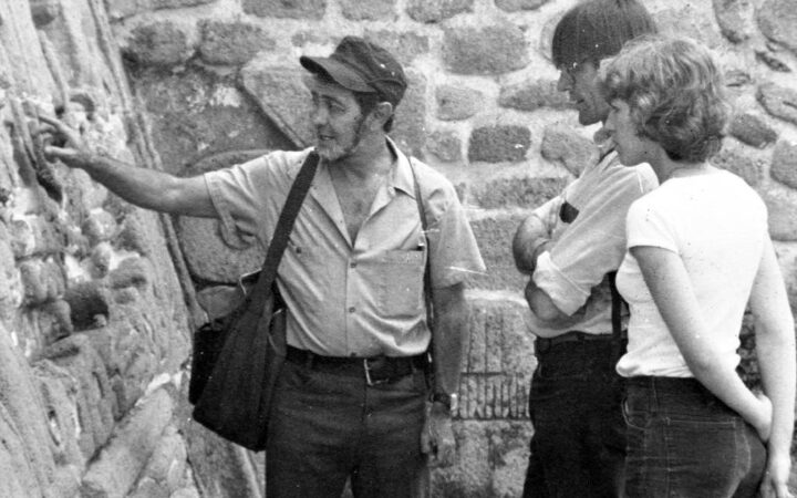 Con homenaje celebran los 100 años del arqueólogo Jorge Angulo ...