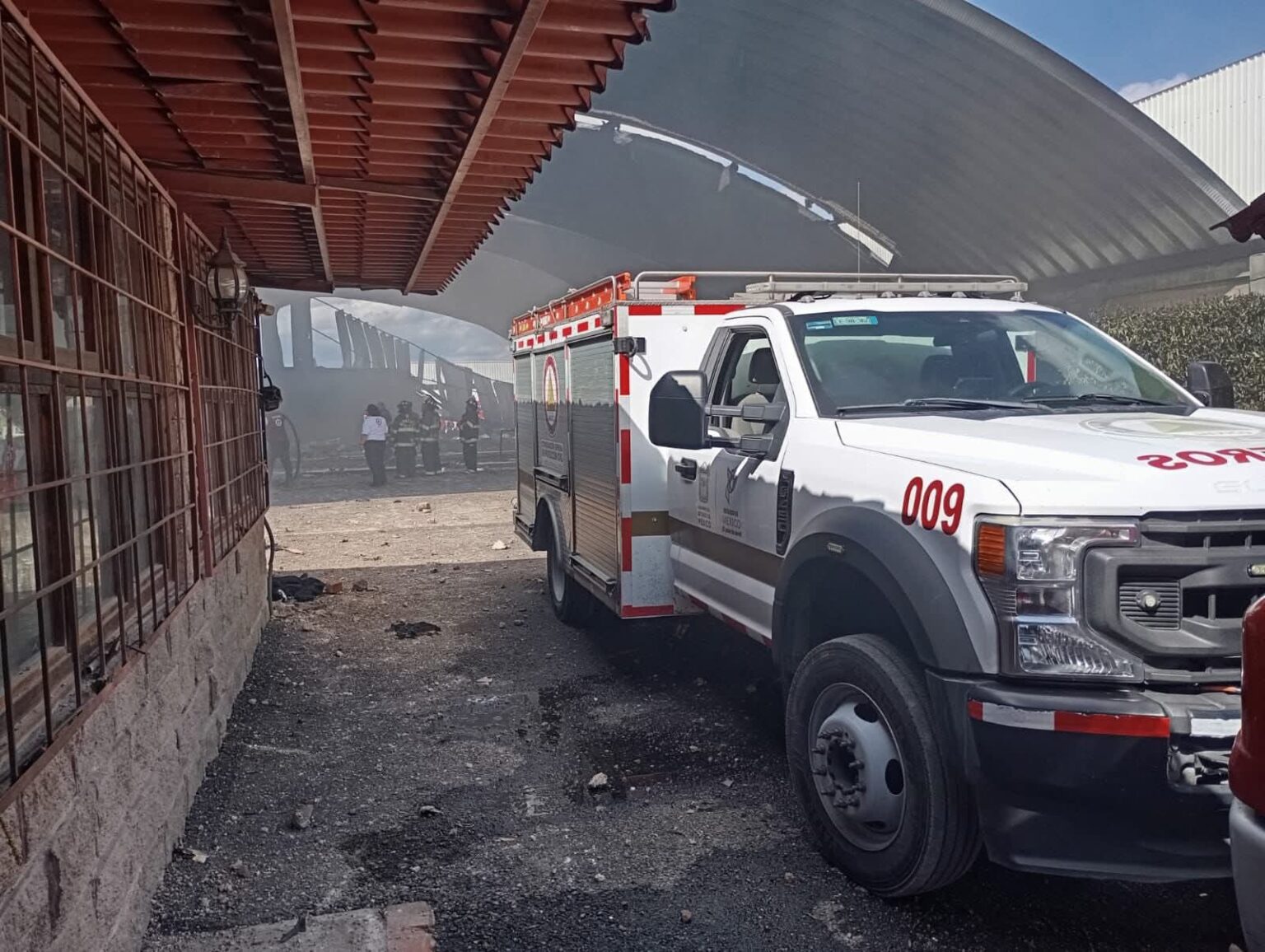 Diez muertos por desplome de jet privado en Toluca; identifican a ...